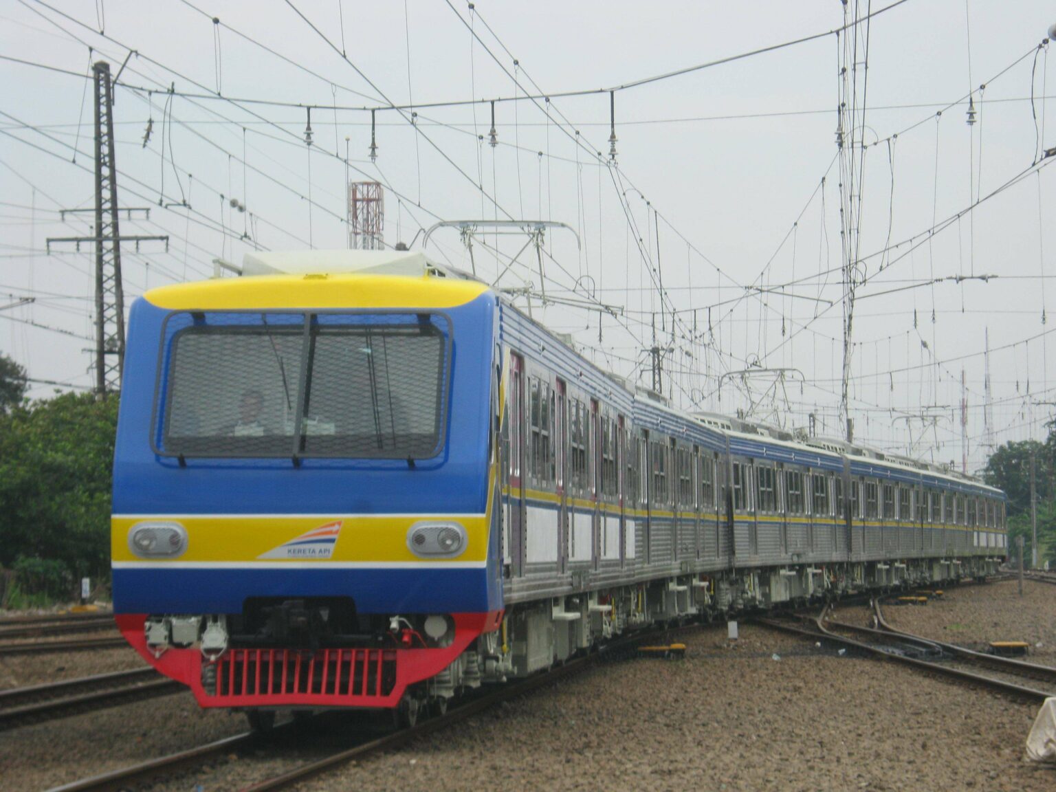 Warna-warni Rangkaian KRL AC Jabodetabek Dari Masa ke Masa | KAORI ...