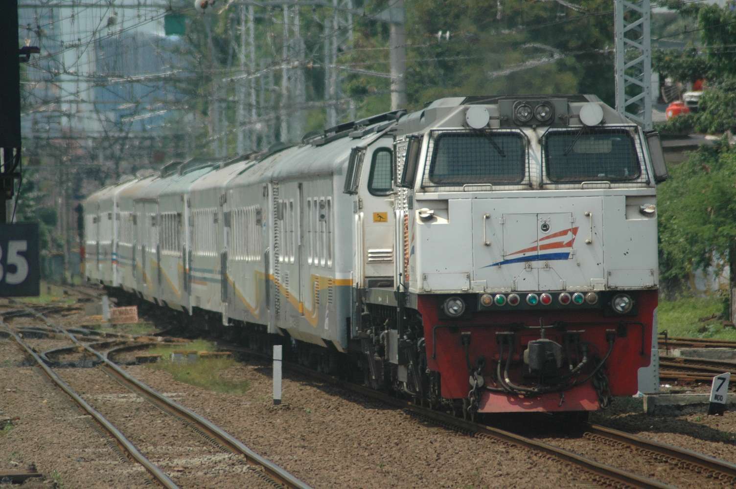 KAI Buka Pemesanan Tiket KA Arus Mudik Idul Fitri 1437H / 2016M KAI Buka Pemesanan Tiket KA Arus Mudik Idul Fitri 1437H / 2016M