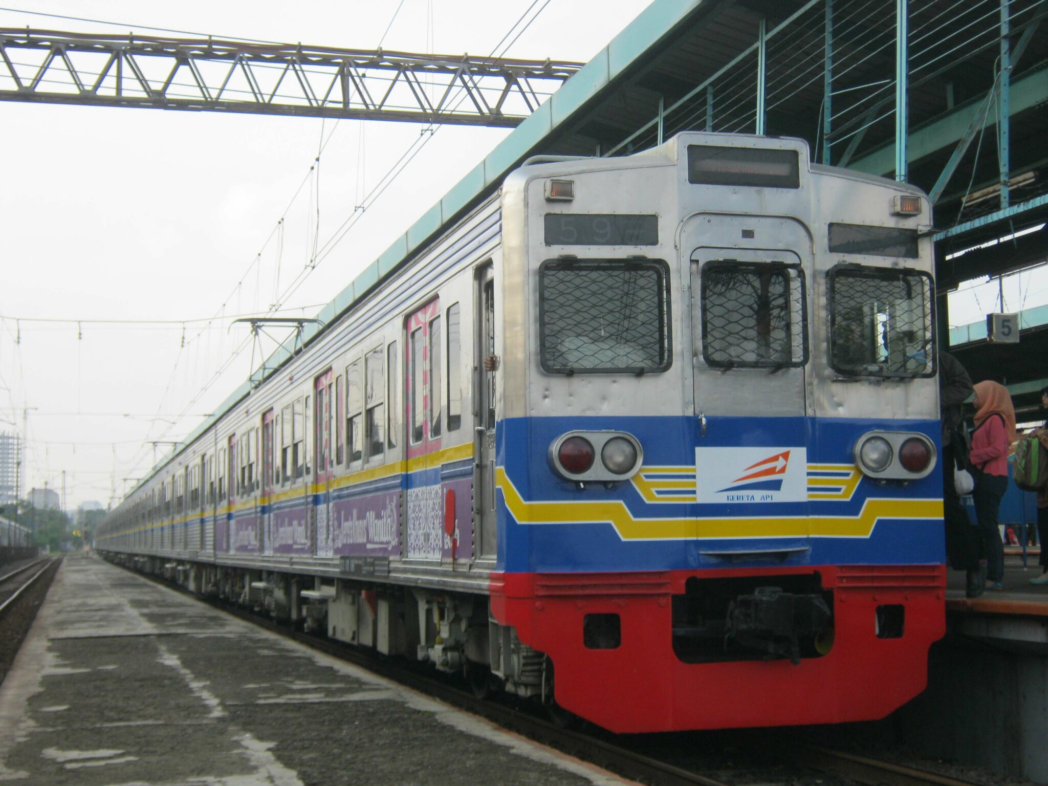 KRL Wednesday : Toei Seri 6000 - 6181F | KAORI Nusantara
