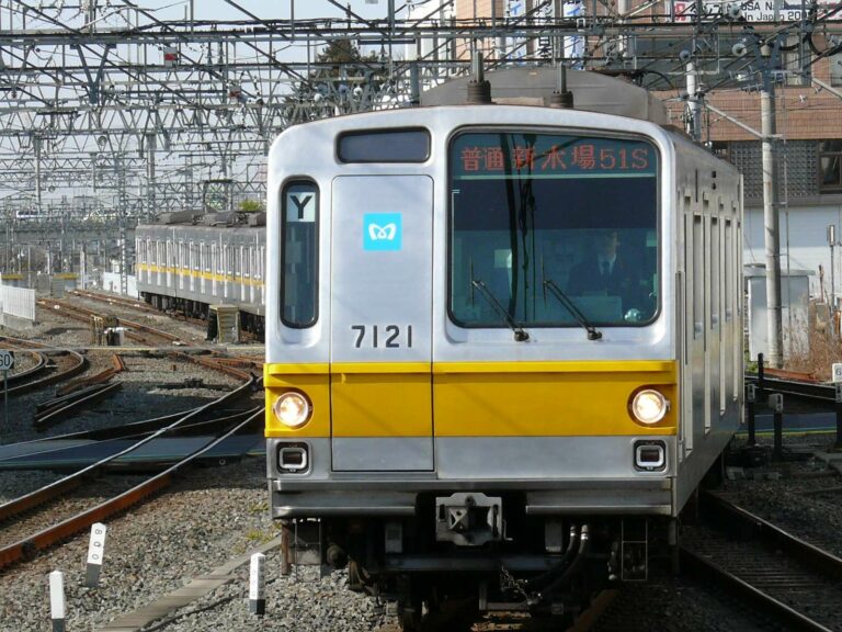 KRL Wednesday: Tokyo Metro seri 7000, 7121F Sang Korban Tragedi Bintaro 2