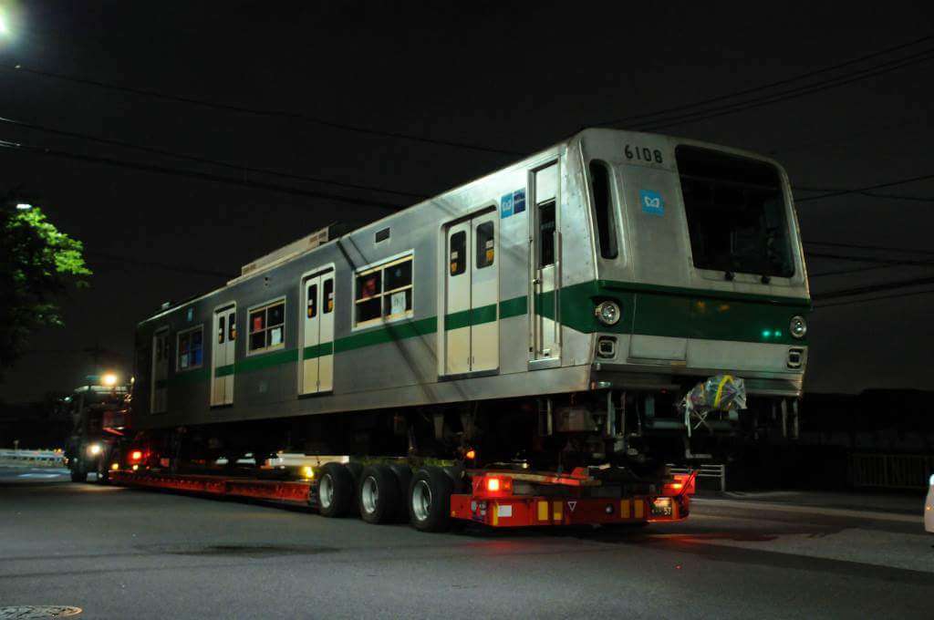 KRL Seri 6000 Tokyo Metro Rangkaian 6108F & 6117F Pergi ke Jakarta