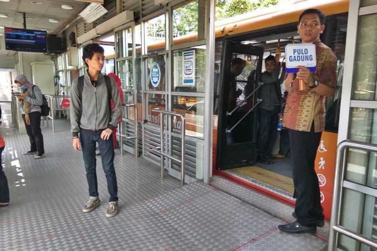 Transjakarta Uji Coba Rute TU Gas - Patra Kuningan | KAORI Nusantara