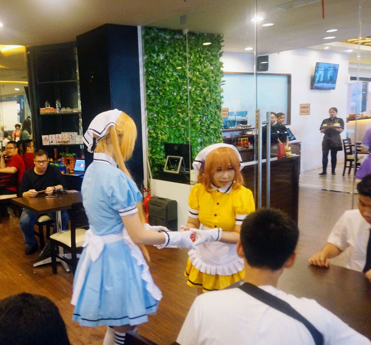 Galeri Foto: Yuk Lihat Keseruan Stile Fan Café Blend S! - KAORI Nusantara