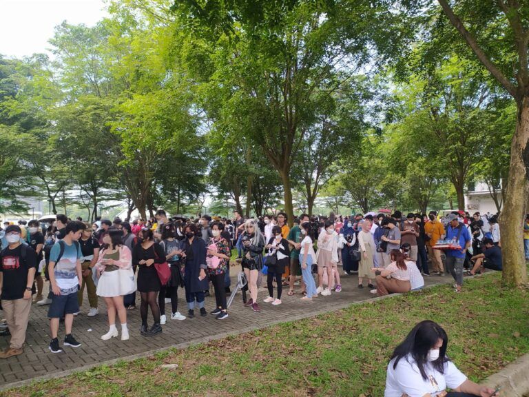 Galeri Foto Comifuro 16 Hari 1: Lebih Luas, Lebih Baik? | KAORI Nusantara