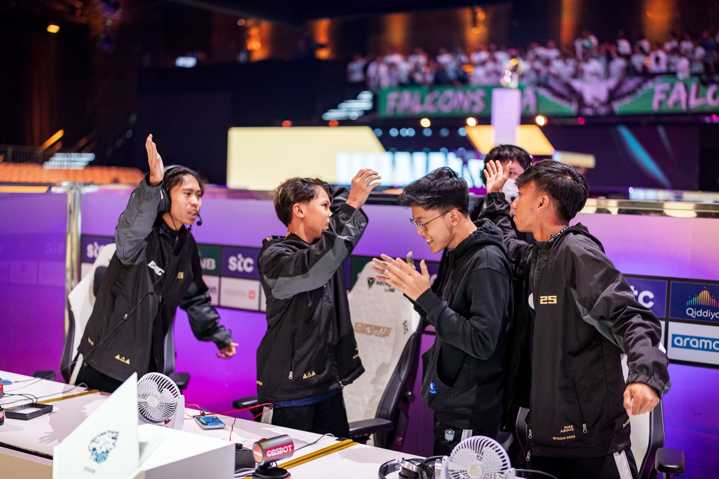 EWC 2025 Free Fire: Dominasi Total EVOS dan Tim Indonesia! | KAORI Nusantara