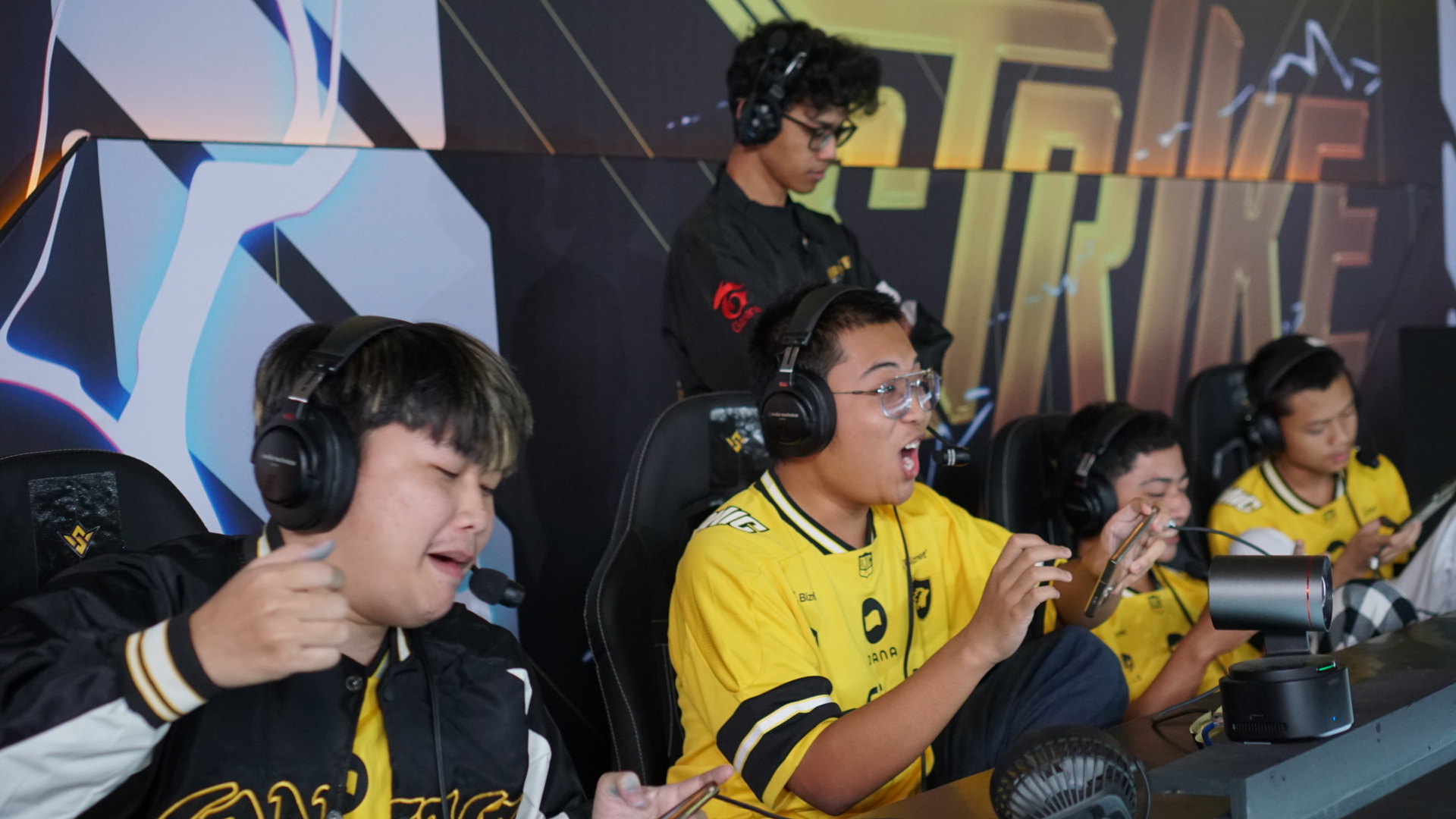 Peluang Juara FFWS SEA 2025 Fall "Hanya 60%", Ini Tanggapan 4 Tim Indonesia! | KAORI Nusantara