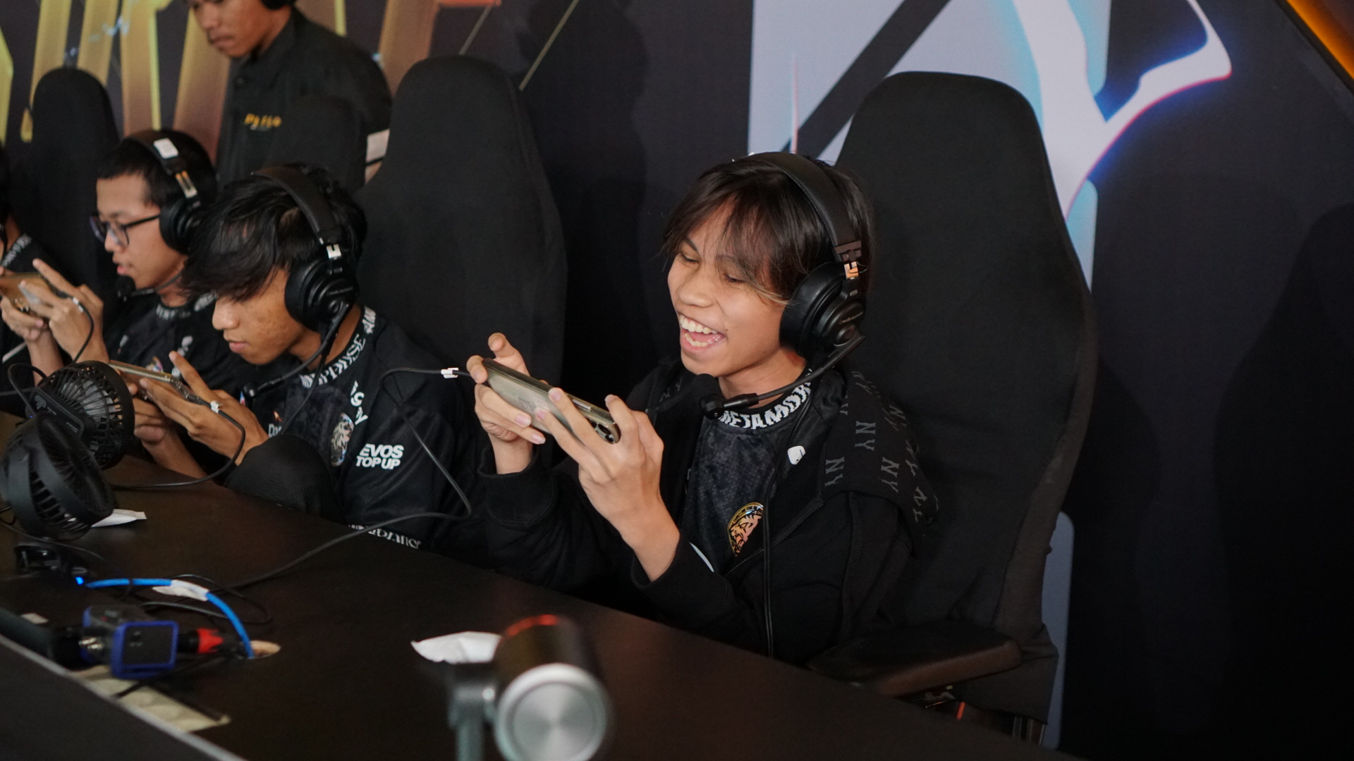 FFWS SEA 2025 Fall Week 6: Empat Tim Indonesia Siap ke Bangkok! | KAORI ...